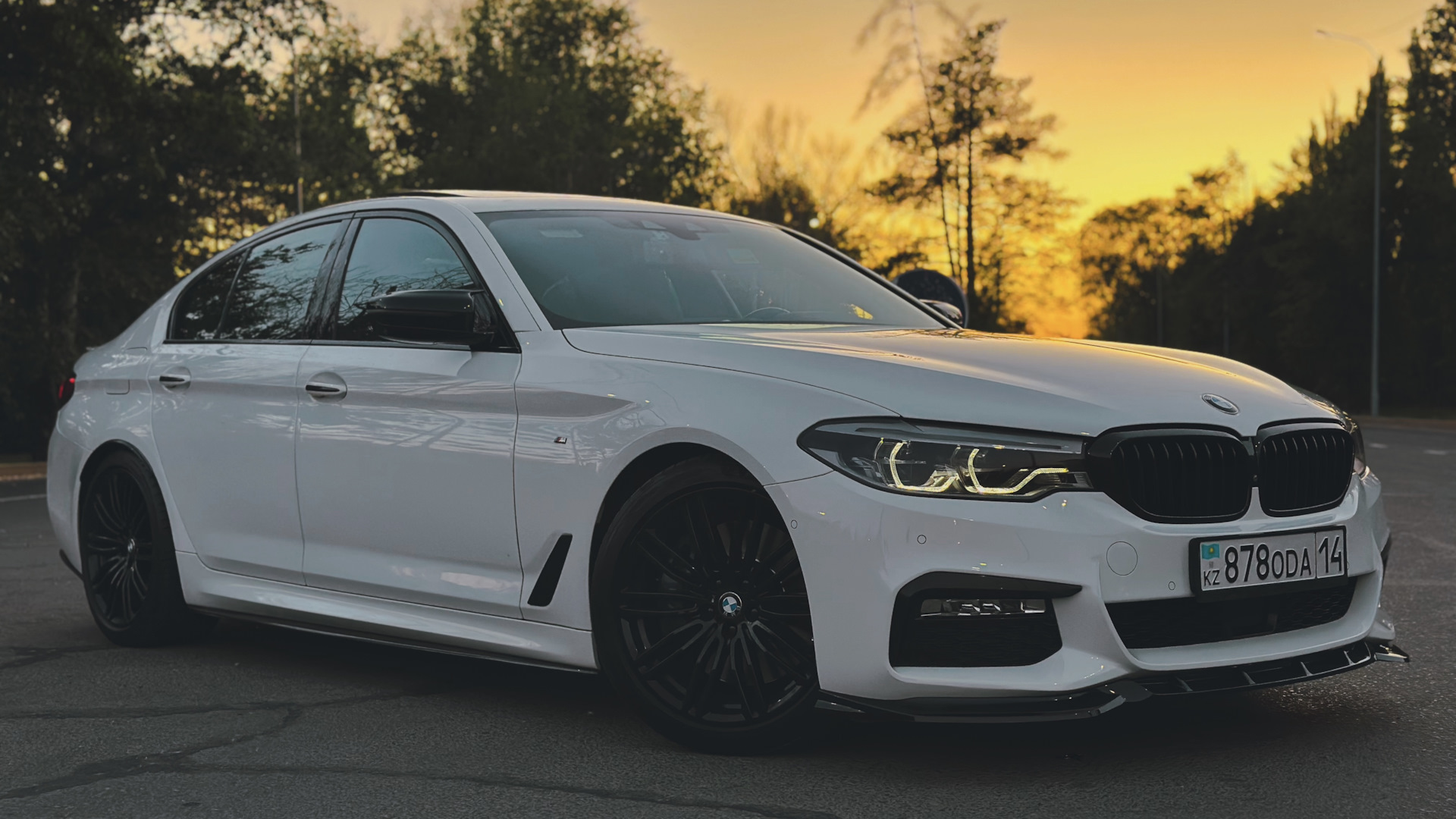 BMW 5 series (G30) 3.0 бензиновый 2017 | Alpinweiss 540i на DRIVE2