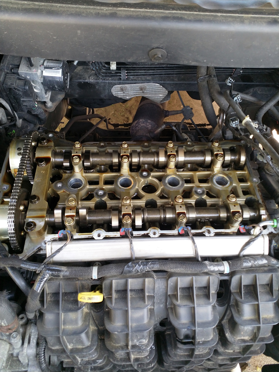 $24. Прокладка клапанной крышки — Dodge Journey, 2,4 л, 2009 года ...