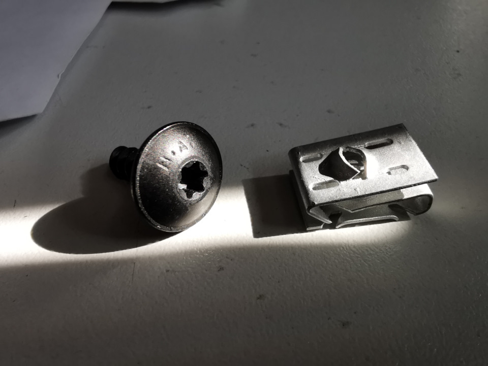 N90959101 Гайка (M5x16,5x11) / VAG | Запчасти на DRIVE2