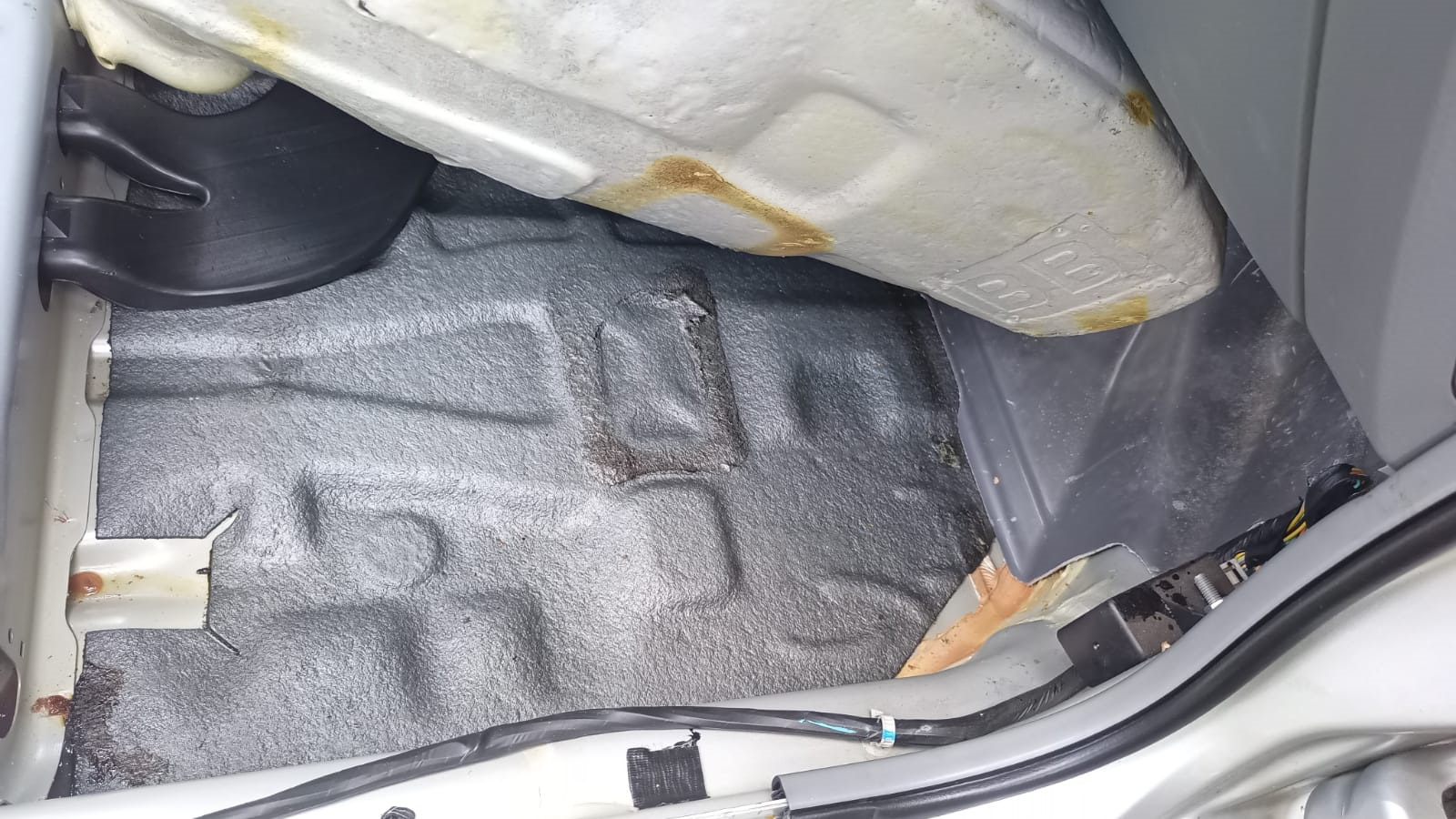 Подушка сиденья водителя — Chevrolet Lacetti 5D, 1,6 л, 2008 года ...