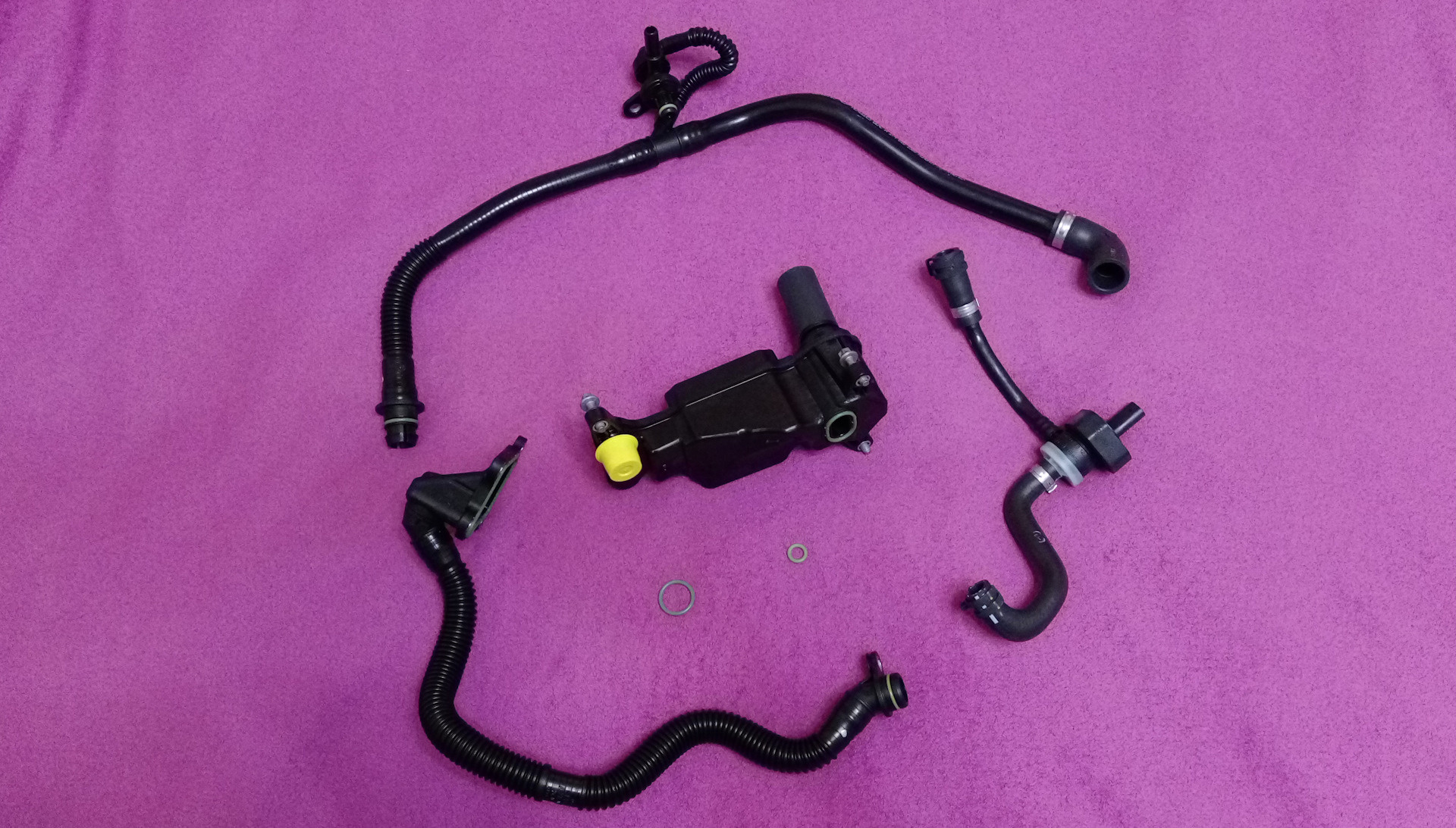 Поломка или Подстава | Маслоотделитель и его Трубки — Mercedes-Benz C ...