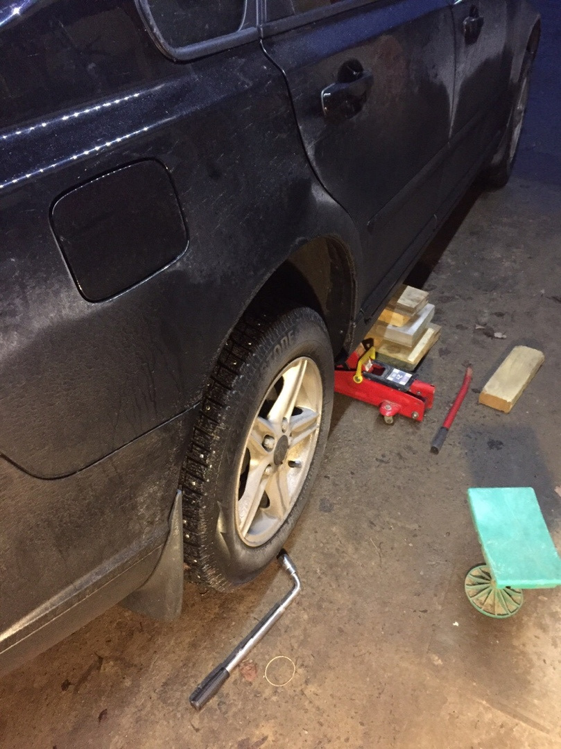 Топливный фильтр потёк. "Не баян, а классика" — Volvo S40 (2G), 1,6 л ...