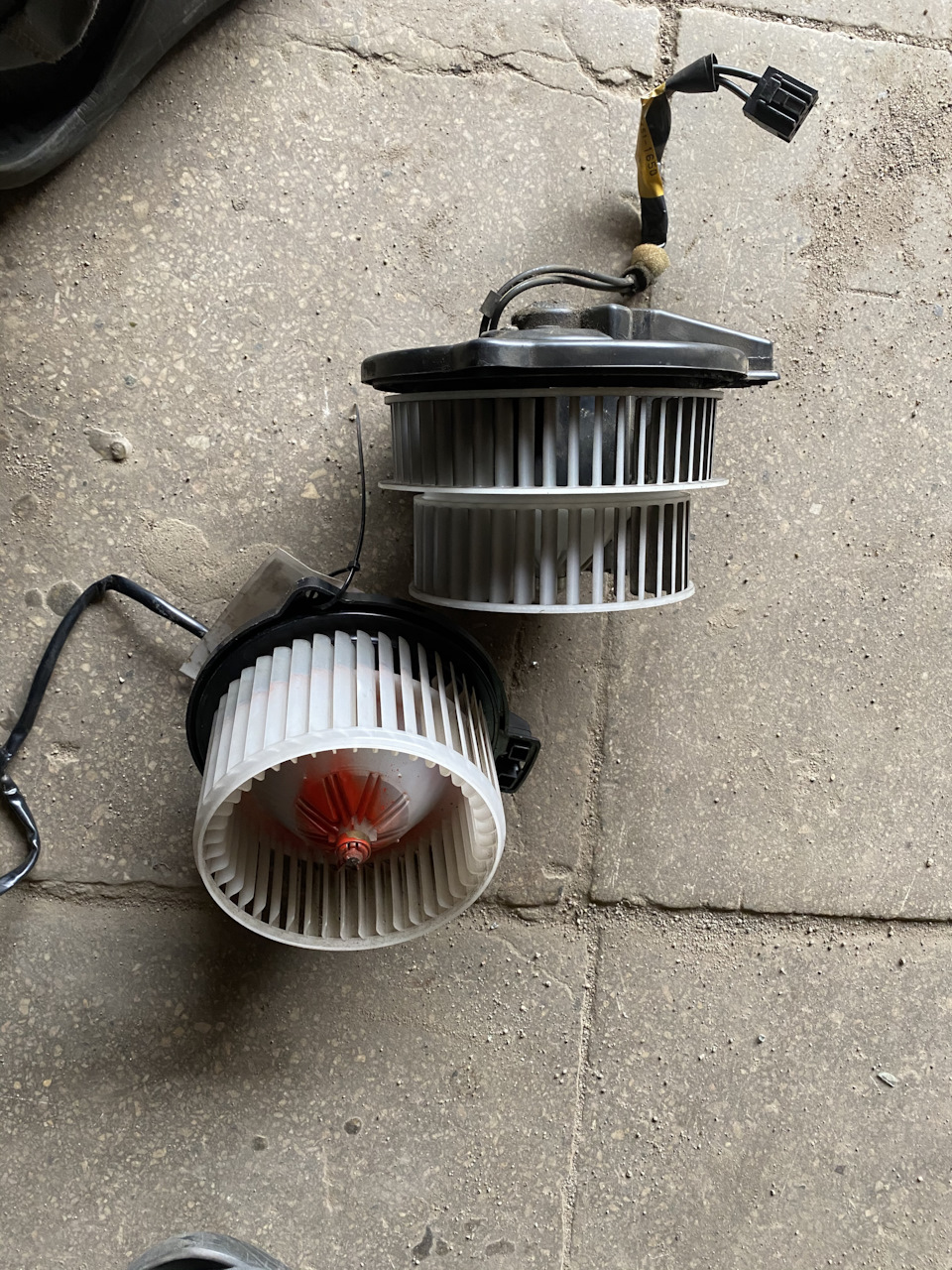 Замена мотора печки — Toyota Prius (20), 1,5 л, 2008 года | поломка ...