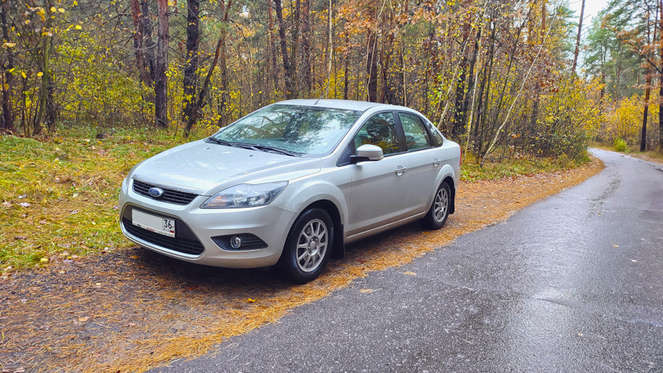 Переобувка колес и ремонт передних брызговиков — Ford Focus II Sedan, 1 ...