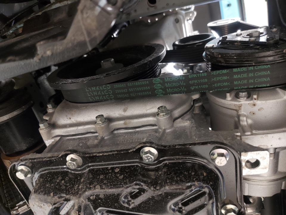 ТО-0 3000, замечания, брызговики — Geely Coolray (2023), 1,5 л, 2023 ...