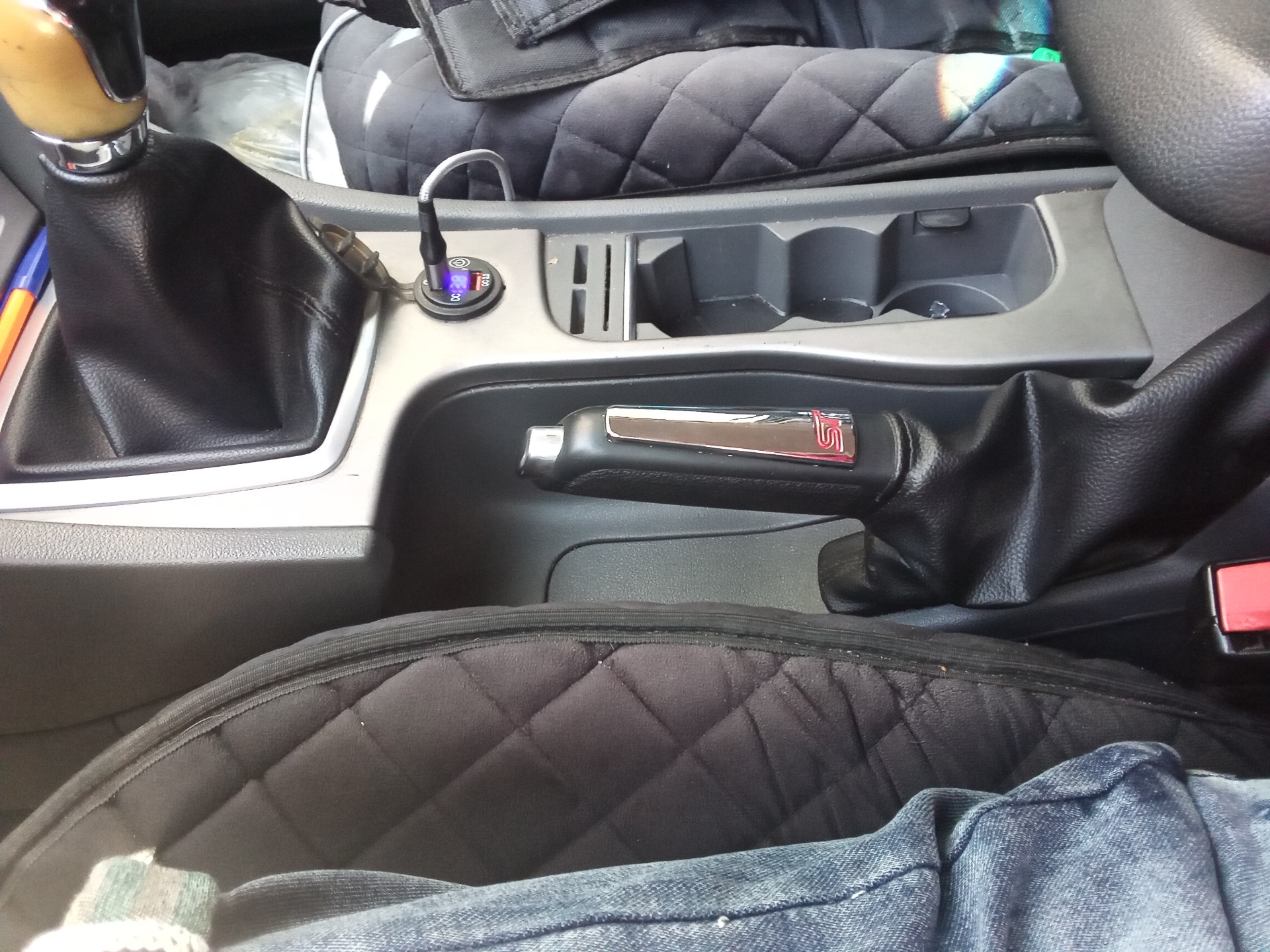 Тросик ручника — Ford Focus Hatchback II, 1,8 л, 2010 года | поломка ...