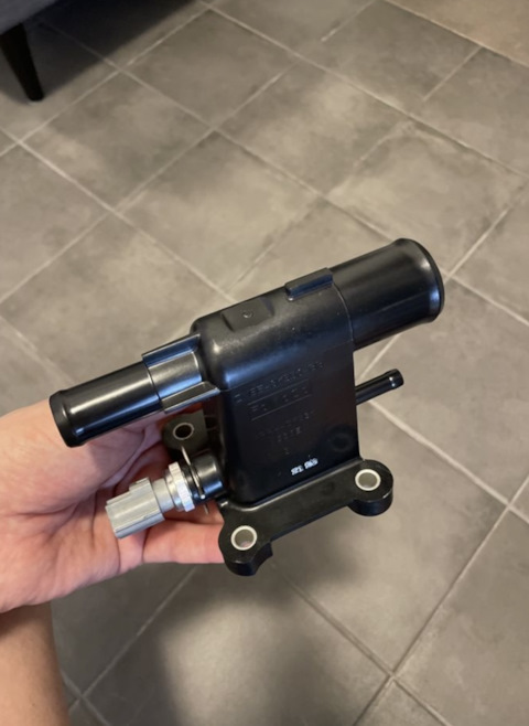 5352099 Корпус датчика охл.жидкости FORD FOCUS III (2011>) Ford ...