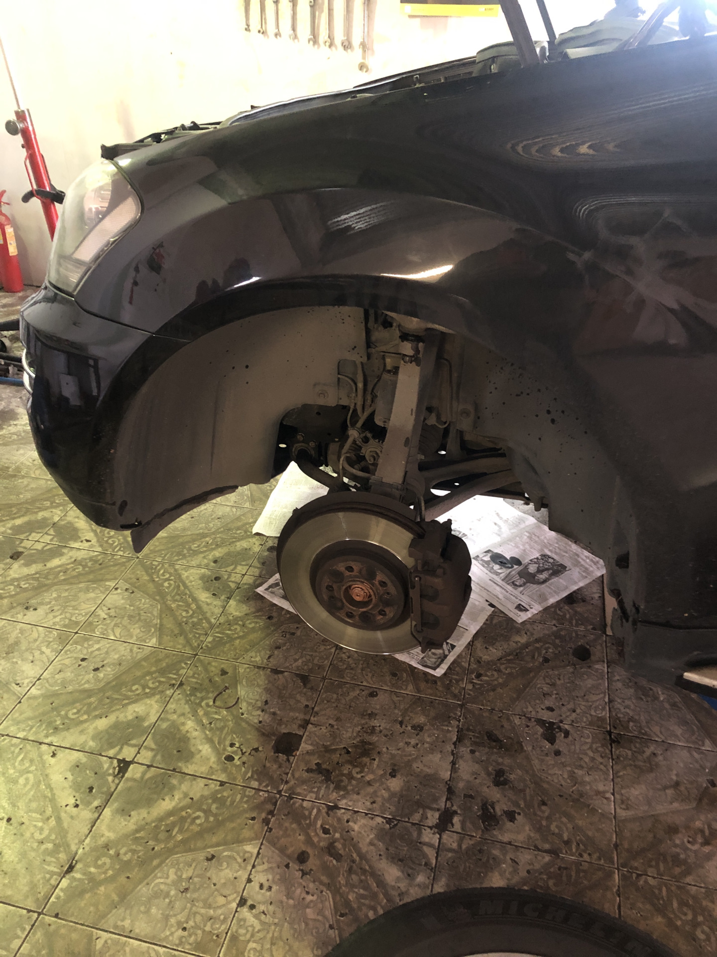 Гремела стойка. — Mercedes-Benz M-Class (W164), 3,5 л, 2011 года ...