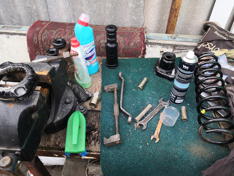 Зад ⚙️ Замена задних амортизаторов — Mitsubishi Lancer X, 1,6 л, 2012 ...