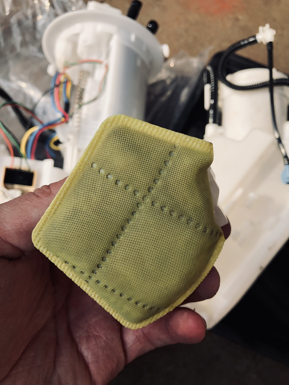 Завершение ТО — 80.000км, Замена Топливного Фильтра ! — Toyota Camry ...