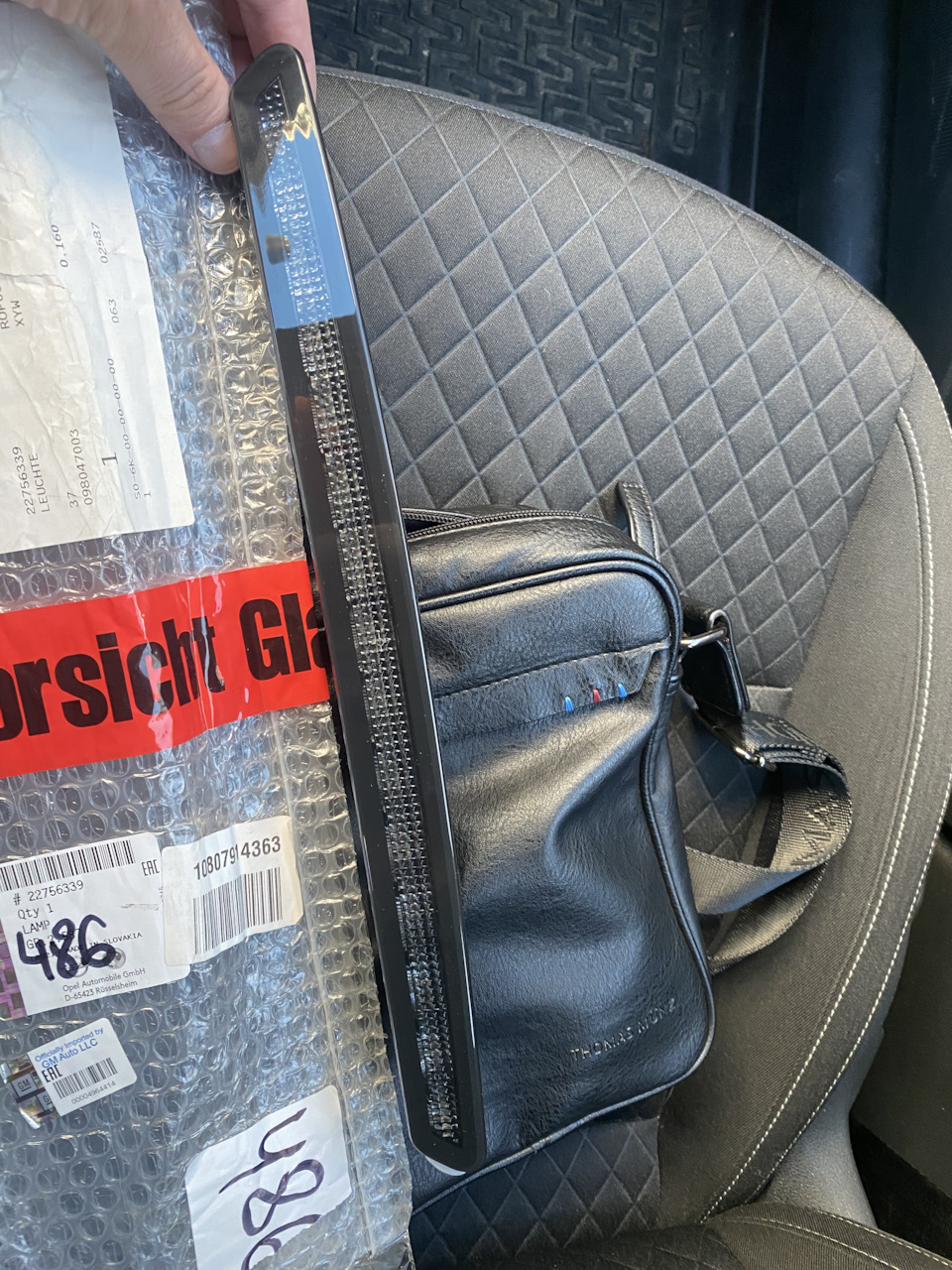 Дополнительный стоп сигнал — Opel Insignia (1G), 1,6 л, 2013 года ...