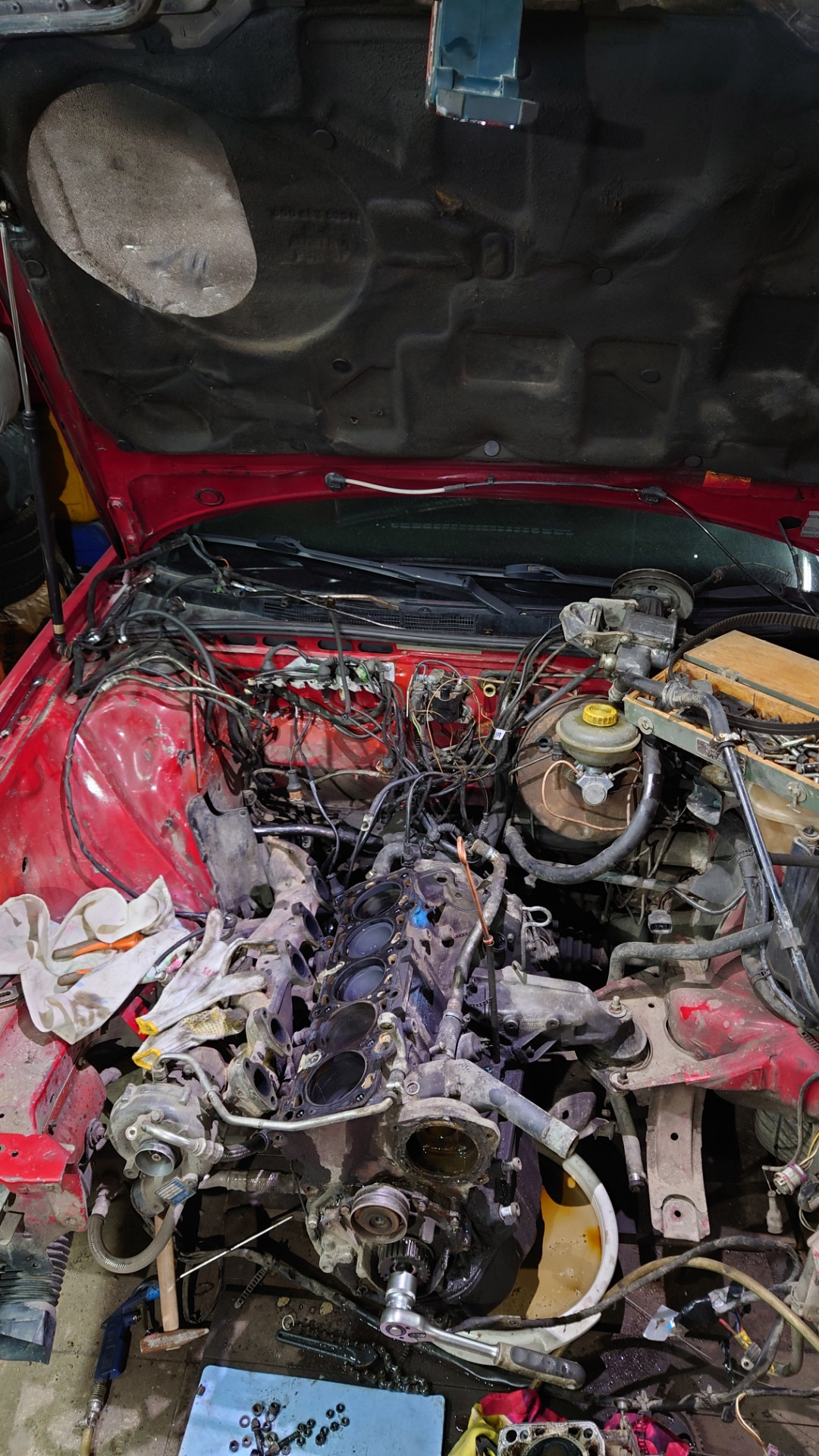 Мотор кончился, ну или тоже покончил жизнь самоубийством 😂 — Audi Coupe ...