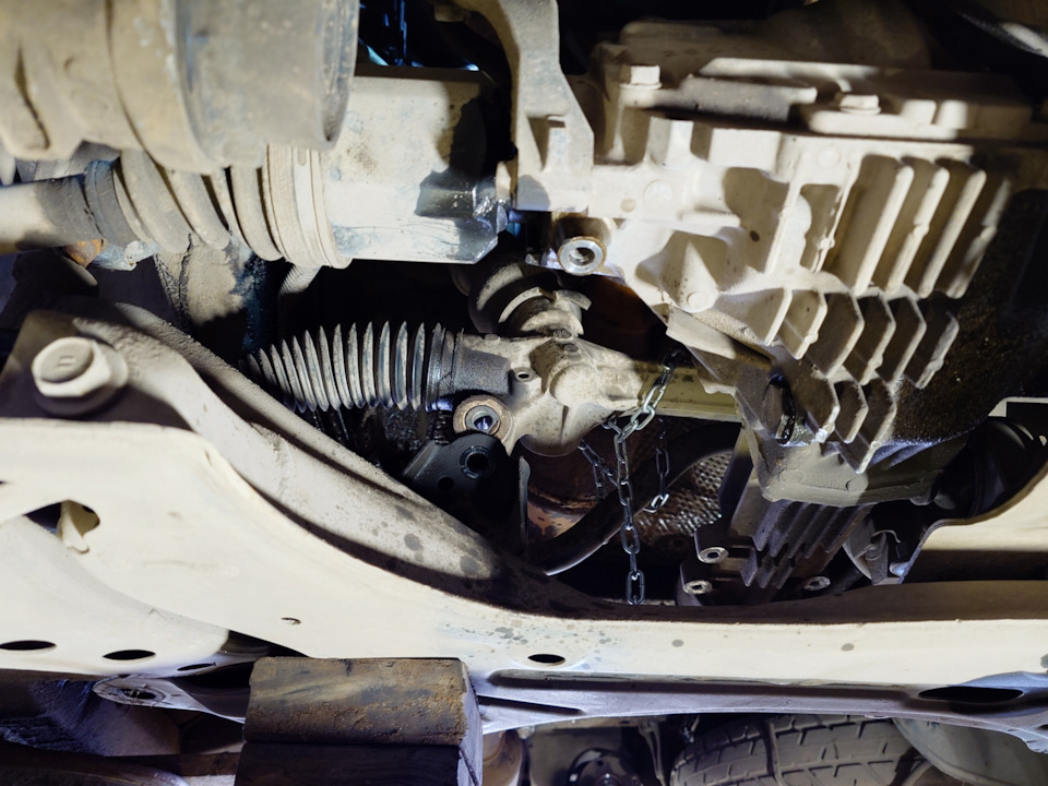 Замена сальников раздатки и вариатора — Toyota Noah (2G), 2 л, 2010 ...