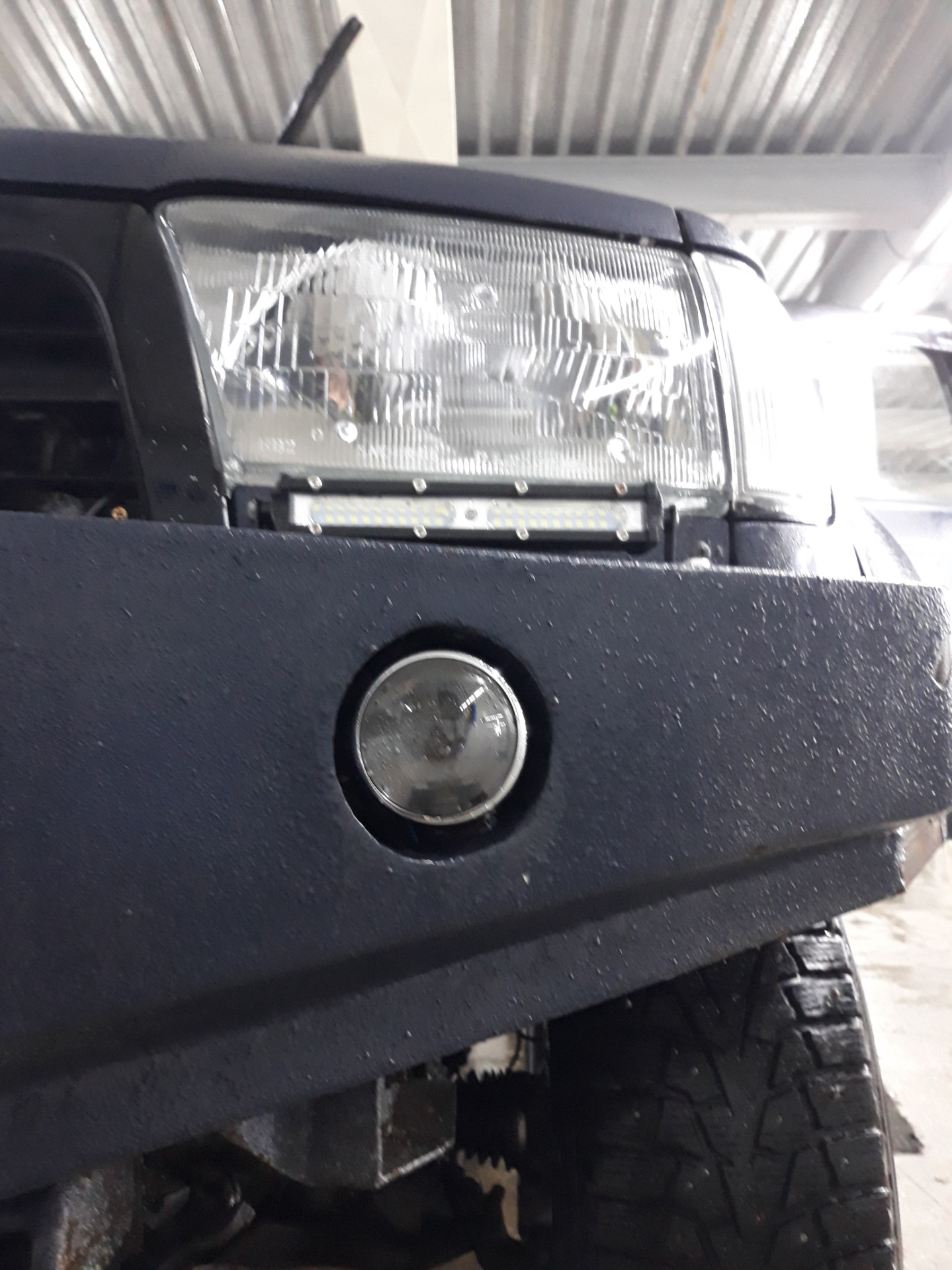 Дхо, туманки с биксеноном — Toyota Hilux Surf (3G), 2,7 л, 1996 года ...