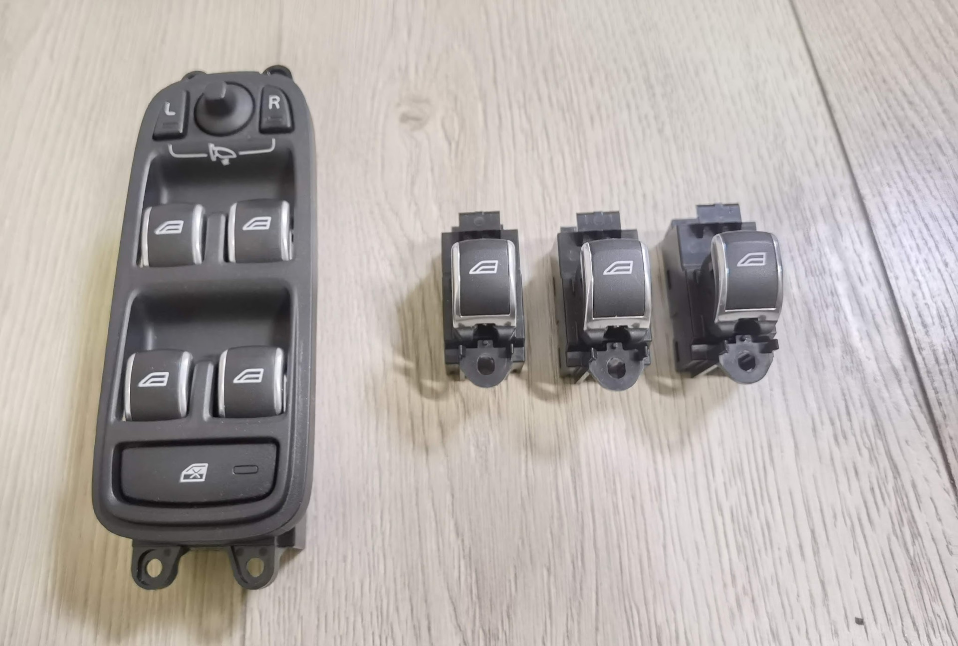 Полный пересвет салона, белая подсветка — Volvo XC60 (1G), 2,4 л, 2013 ...