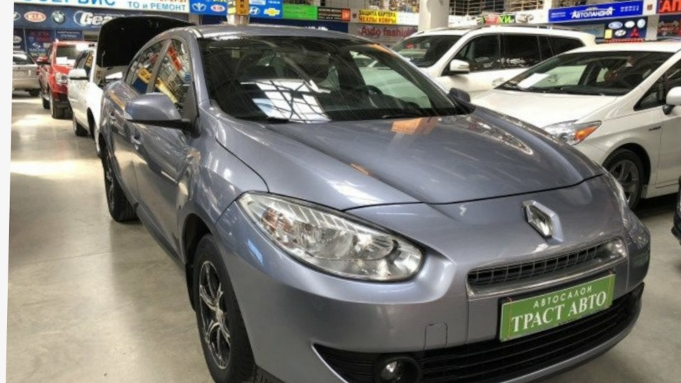 Renault Fluence 1.6 бензиновый 2011 | 1.6 k4м механик на DRIVE2