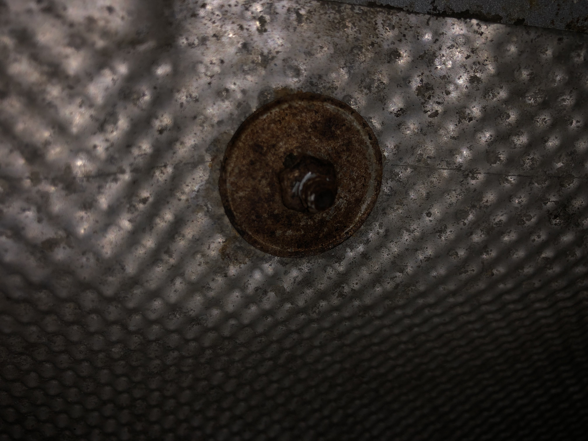 Крепёж — BMW X5 (E70), 3,5 л, 2012 года | аксессуары | DRIVE2