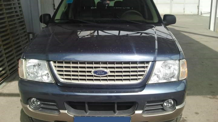 Ford Explorer (3G) 4.6 бензиновый 2002 | 4.6 V8 Eddie Bauer на DRIVE2