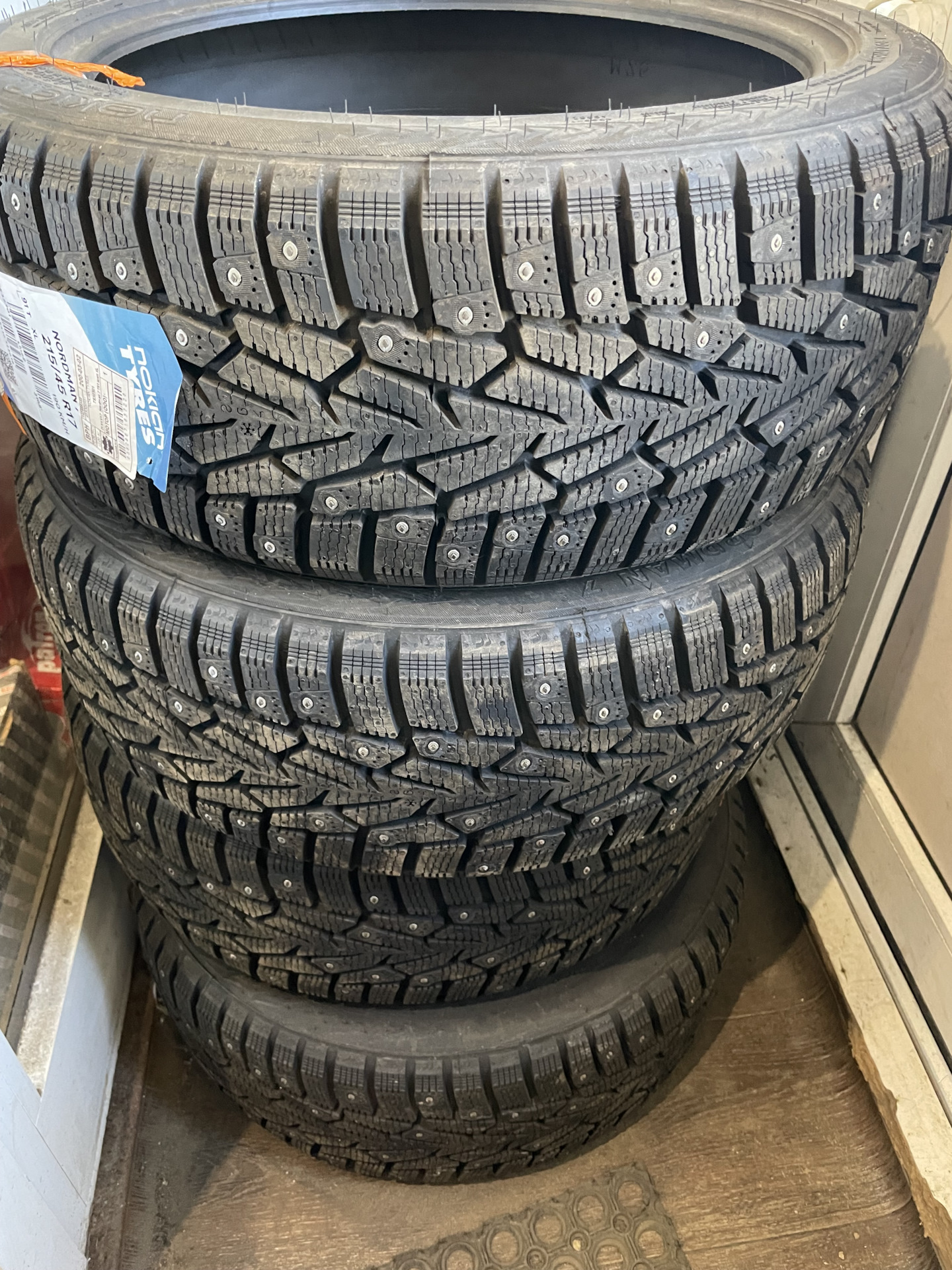 Шипованная зимняя резина Nokian Nordman 7 — Subaru Legacy (BE/BH/BT), 2 ...