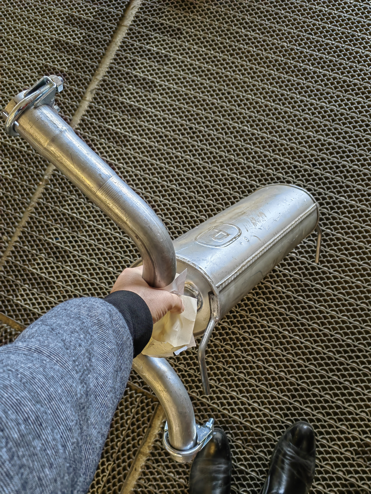 «Спортивный» выхлоп… — Chevrolet Cruze (1G), 1,6 л, 2014 года | поломка ...