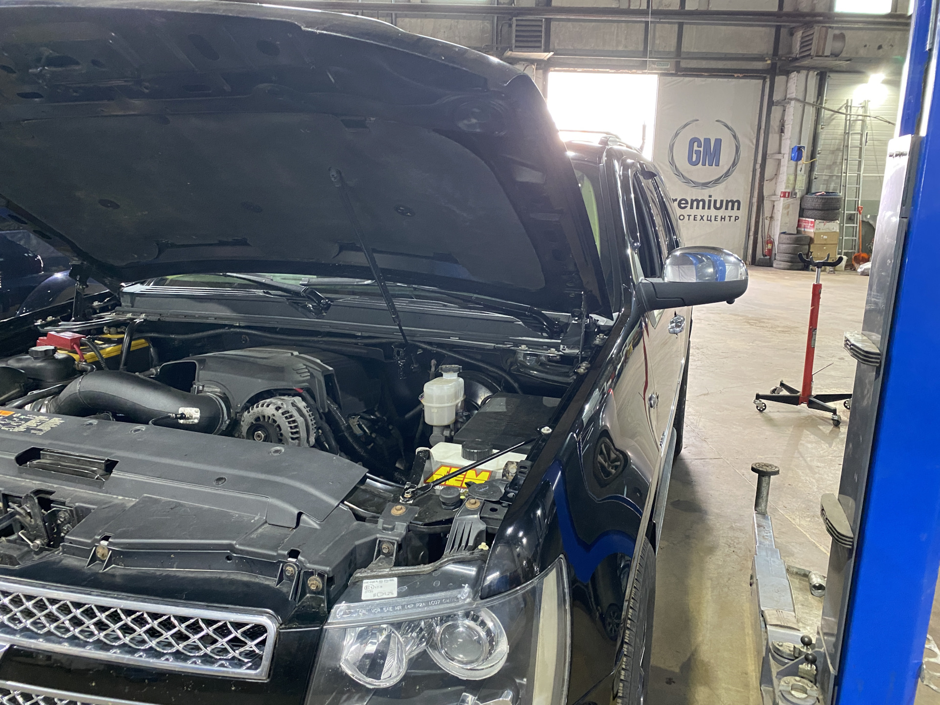 На сервис на радость Пташке. — Chevrolet Tahoe (GMT900), 5,3 л, 2014 ...