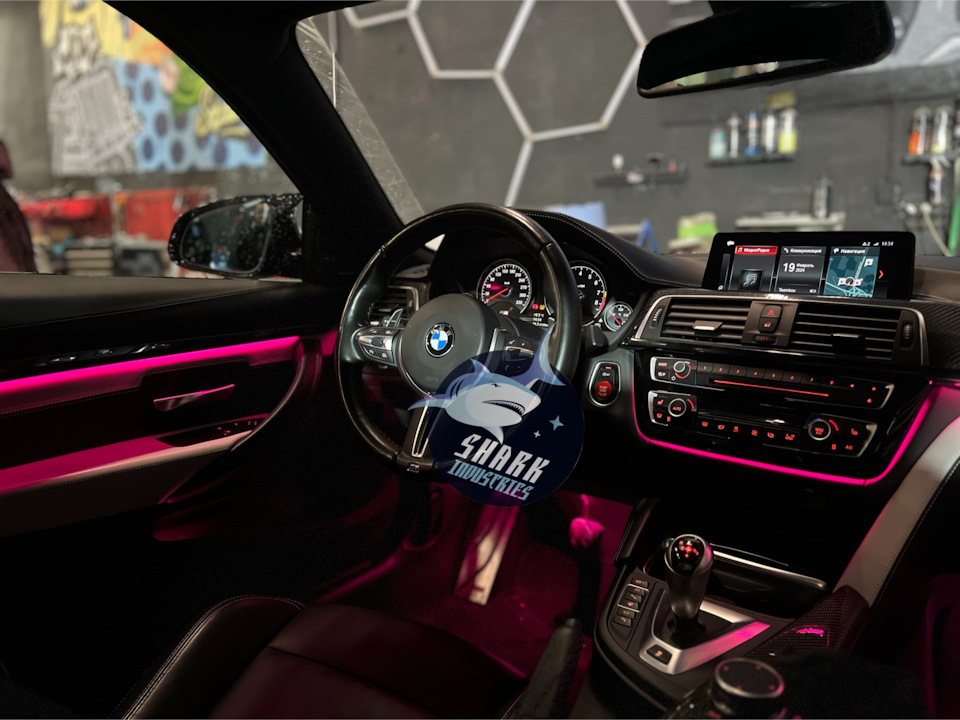 BMW M4 F82. Контурная подсветка салона. Ambient Light — DRIVE2