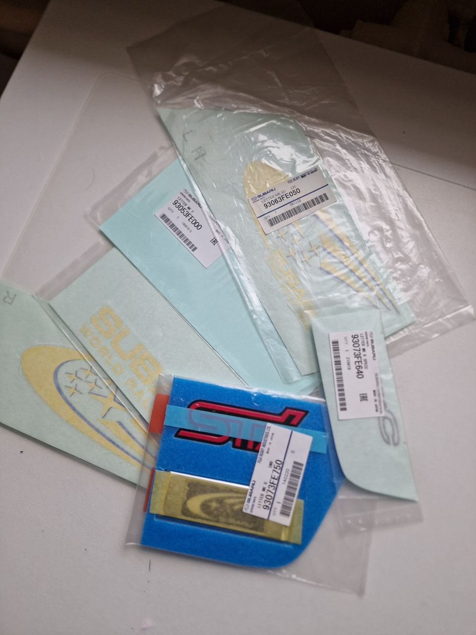 Шильдики и декали — Subaru Impreza WRX STI (GD), 2 л, 2004 года ...