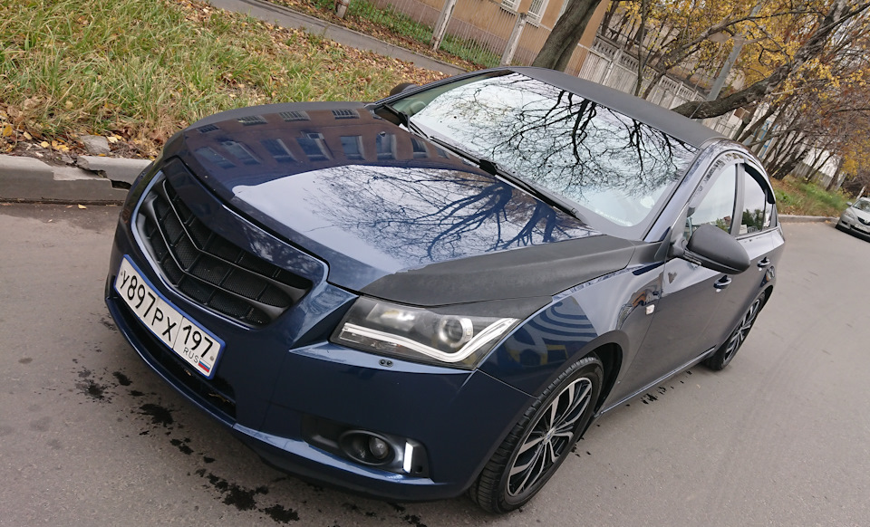 Замена уплотнителей стекол задних дверей. — Chevrolet Cruze (1G), 1,8 л ...