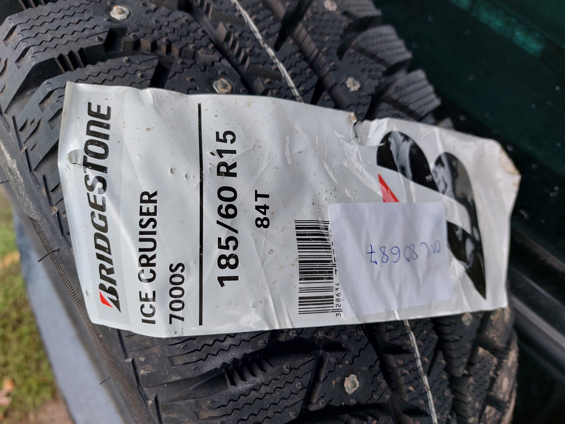 Зимние шины Bridgestone Ice Cruiser 7000S — Volkswagen Polo Sedan, 1,6 ...