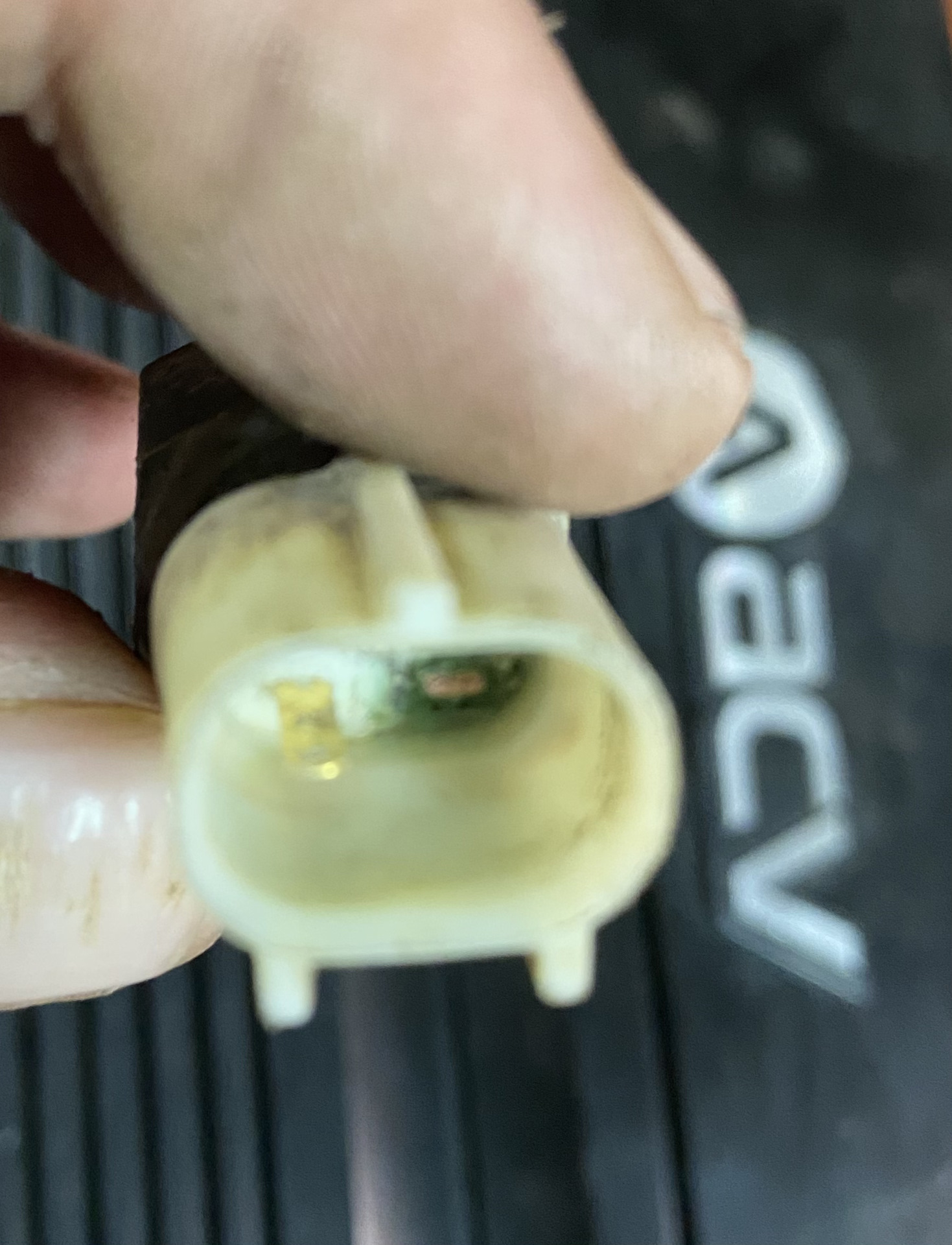 Замена датчика температуры жидкости АКПП — Toyota Land Cruiser 100, 4,7 ...