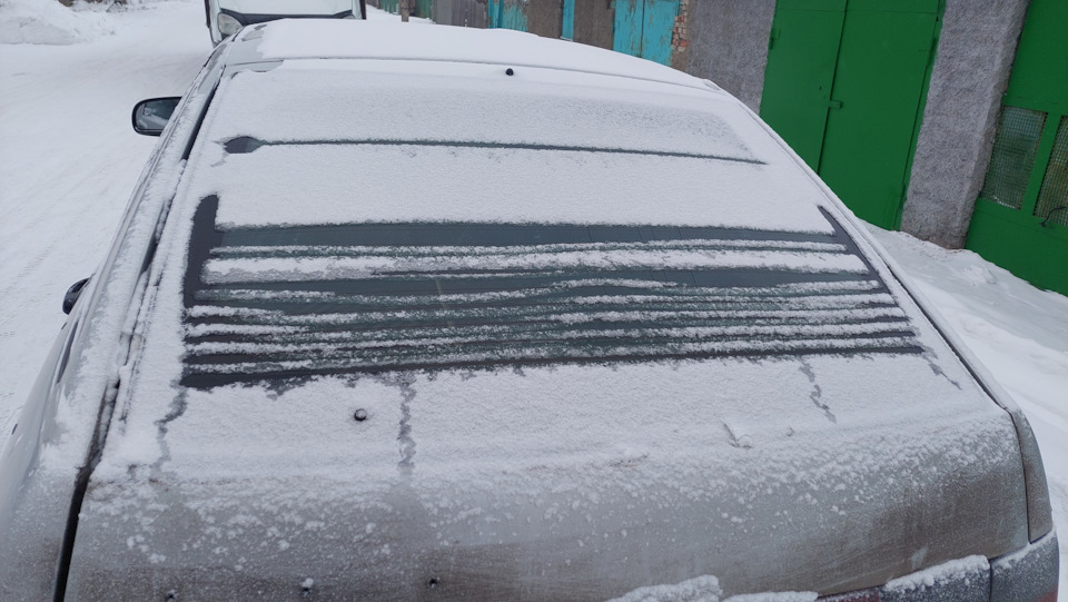 Обогрев заднего стекла ВАЗ 2112 — Lada 21120, 1,6 л, 2002 года ...
