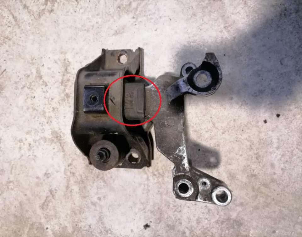 11210JD20B Подушка двигателя в сборе NISSAN INFINITI | Запчасти на DRIVE2