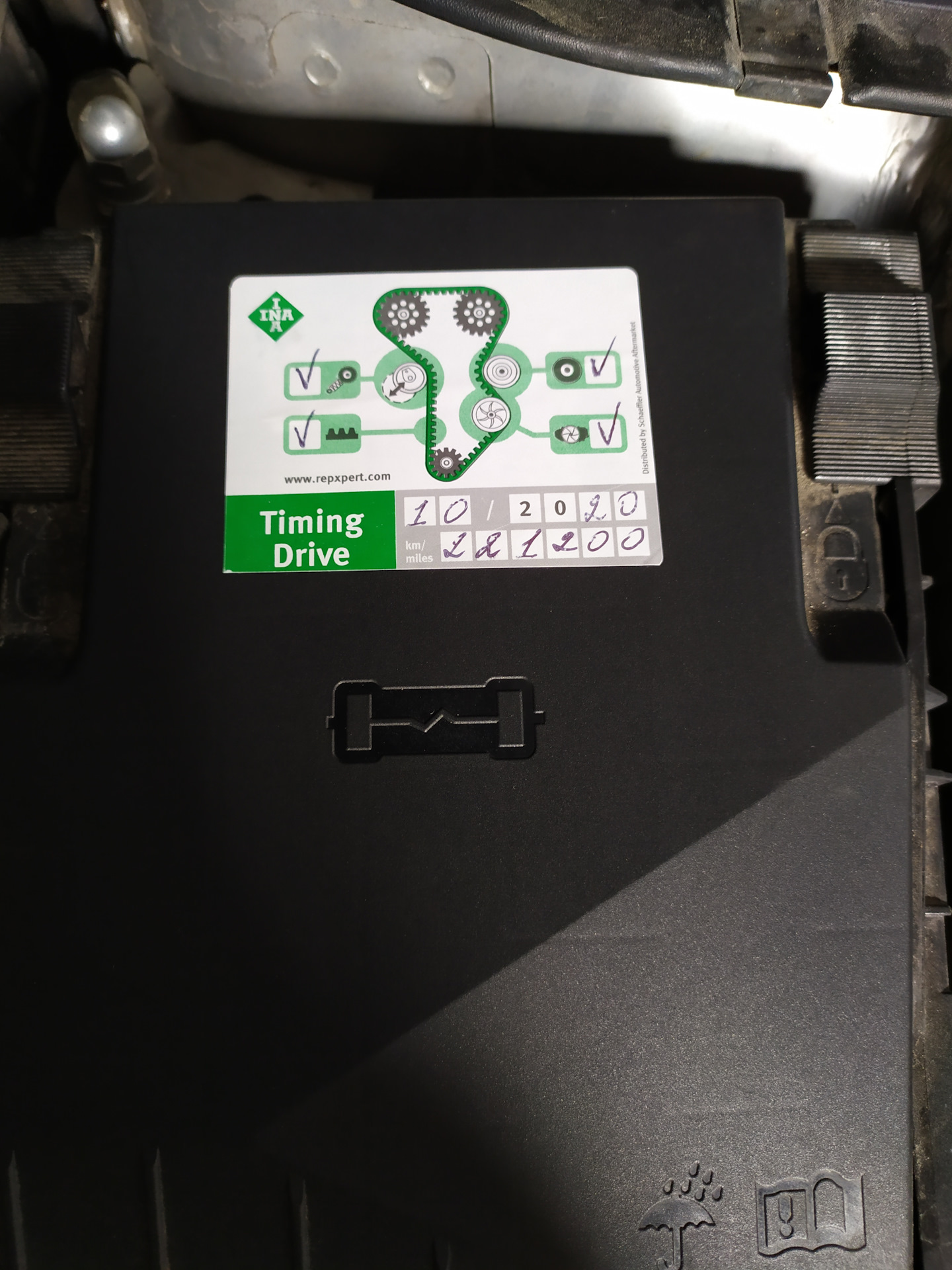 Замена ГРМ — Volkswagen Passat Variant (B7), 1,6 л, 2012 года ...