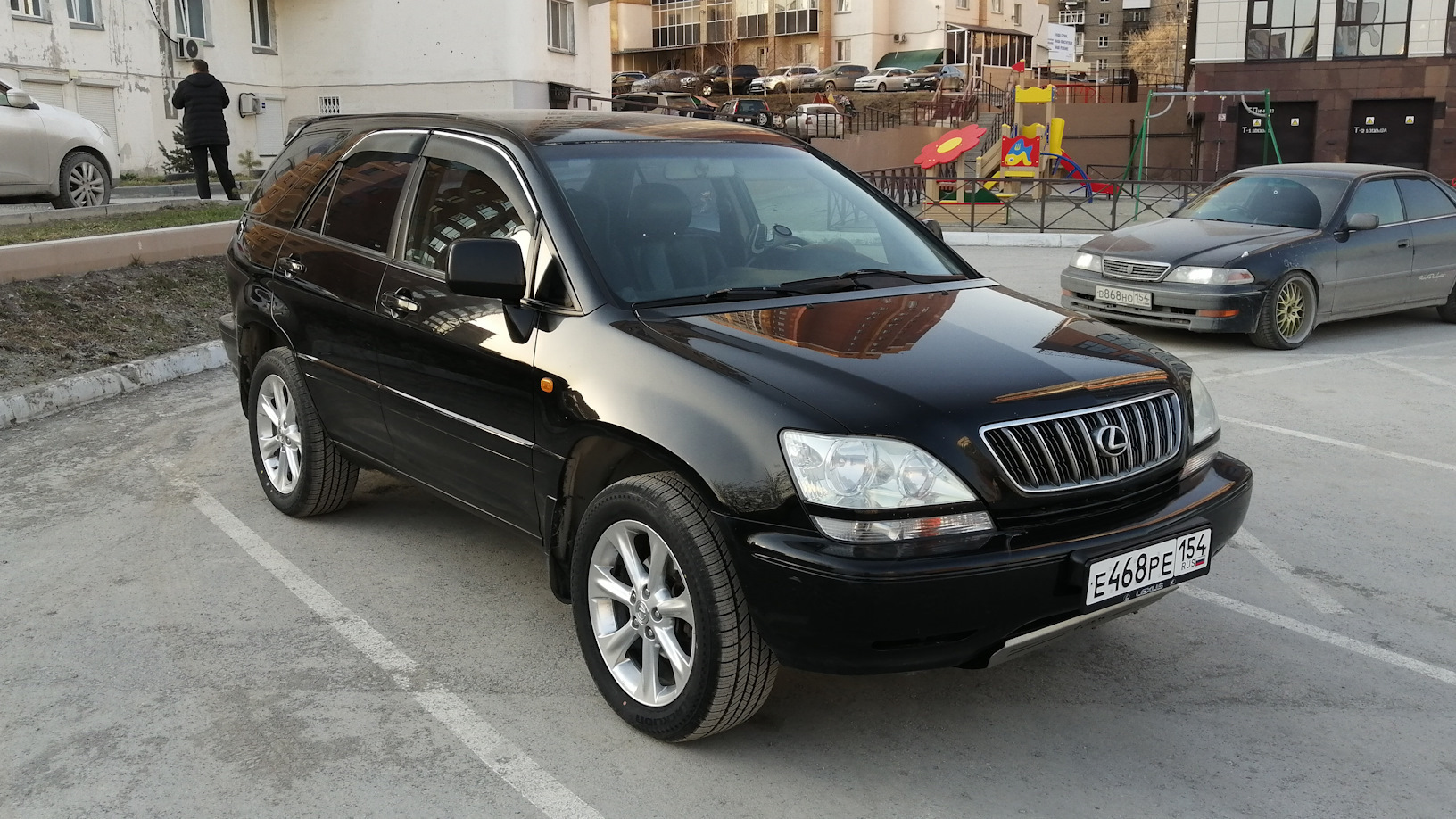 Lexus RX (1G) 3.0 бензиновый 2001 | Black на DRIVE2
