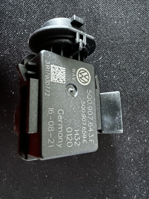 5Q0907643F Датчик качества воздуха VAG | Запчасти на DRIVE2