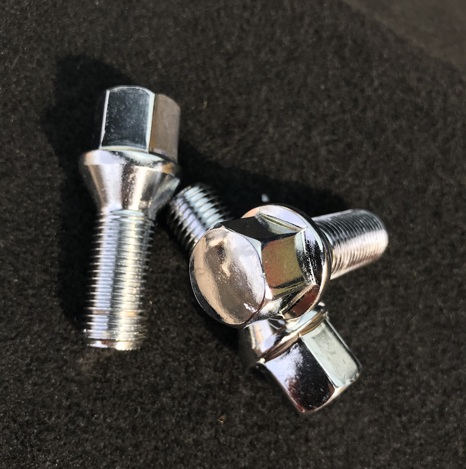 Замена указателя поворота в корпусе зерказа — BMW 1 series (F20), 1,6 л ...