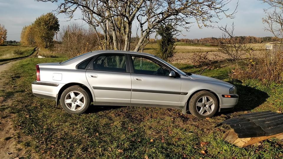 Как Volvo S80 2.5 TDI держит дорогу при 100 км/ч или устойчивость на ...