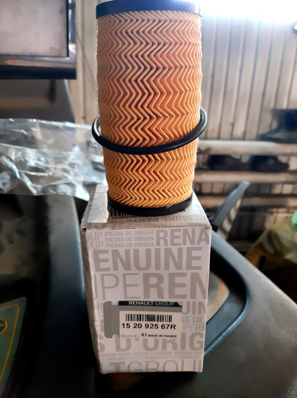 152092567R Фильтр масляный RENAULT | Запчасти на DRIVE2