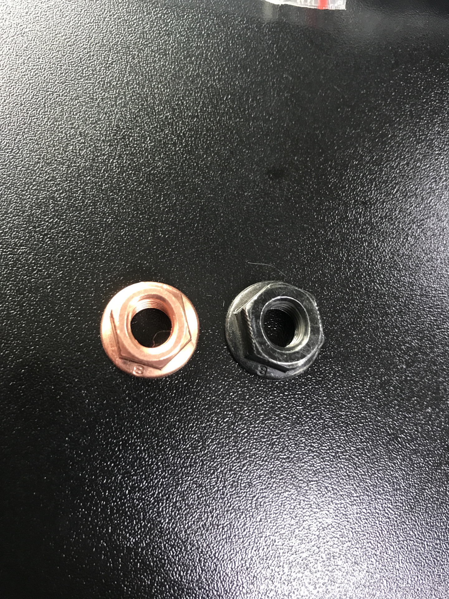 Гайка коллекторная 985868 — DRIVE2