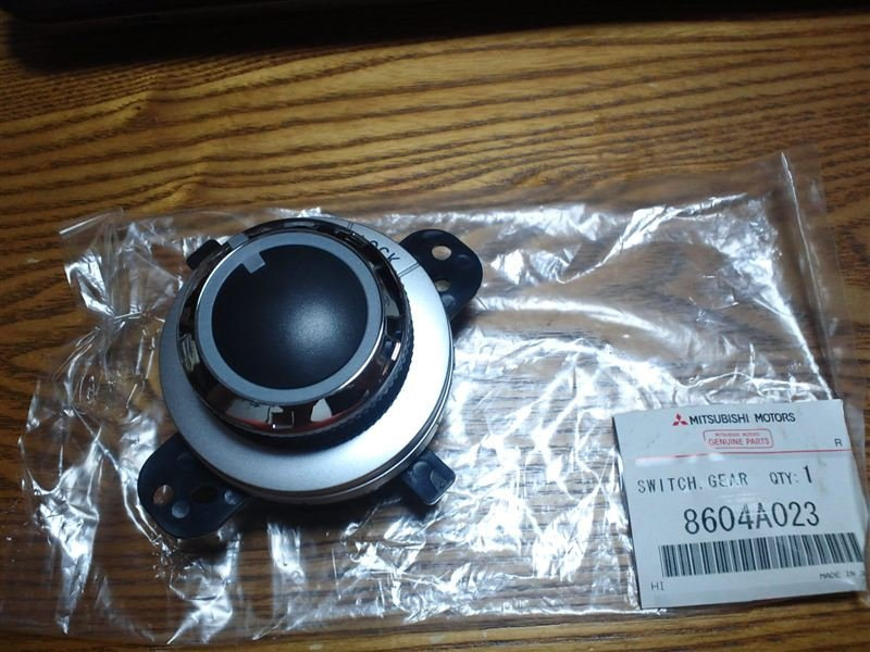 MITSUBISHI 8604A023 Переключатель полного привода — Mitsubishi ...