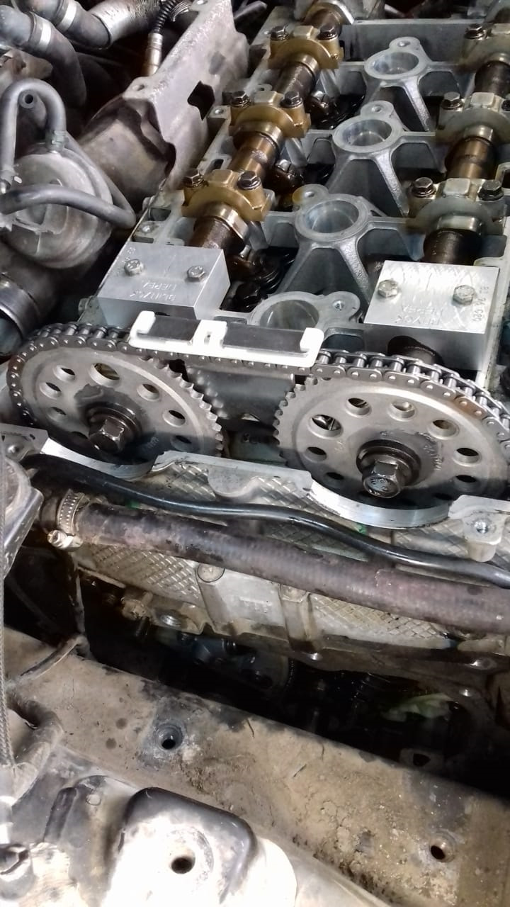 Замена цепей: ГРМ, цепи балансиров, успокоители. — Saab 9-3 (2G), 2 л ...