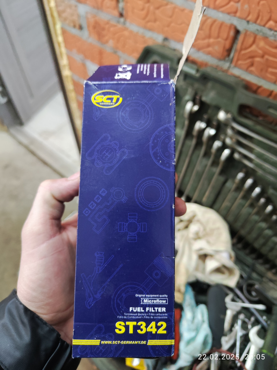 Заменил топливный фильтр и сетку в баке — Lada Granta, 1,6 л, 2013 года ...