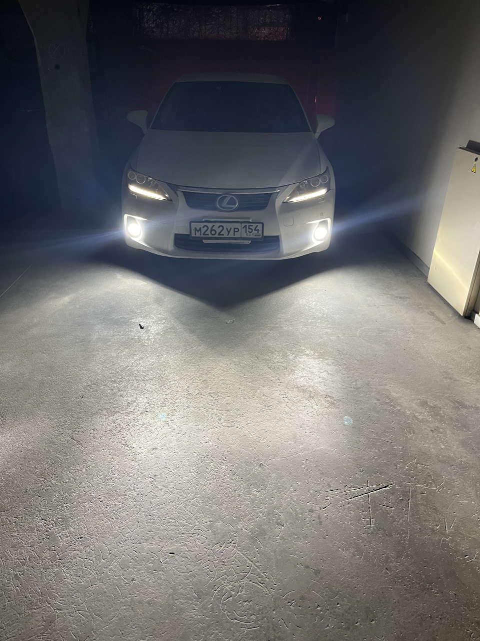 Led -мне в туманки😎 — Lexus CT 200h, 1,8 л, 2012 года | электроника ...