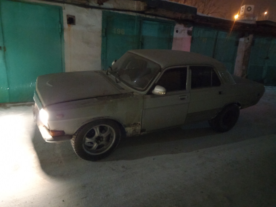 Колеса R18 на Волгу — ГАЗ 2410, 3 л, 1988 года | колёсные диски | DRIVE2