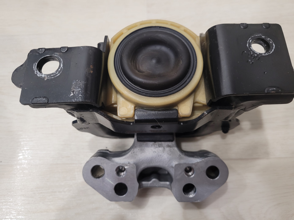 1839J2 Опора двигателя правая PSA 207, C3, C3 Picasso 1.4-1.6i Peugeot ...