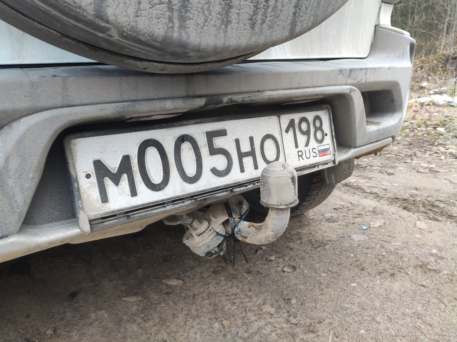 Немного покатались по карьеру — и нашли розетку прицепа😂 — Lada Niva ...
