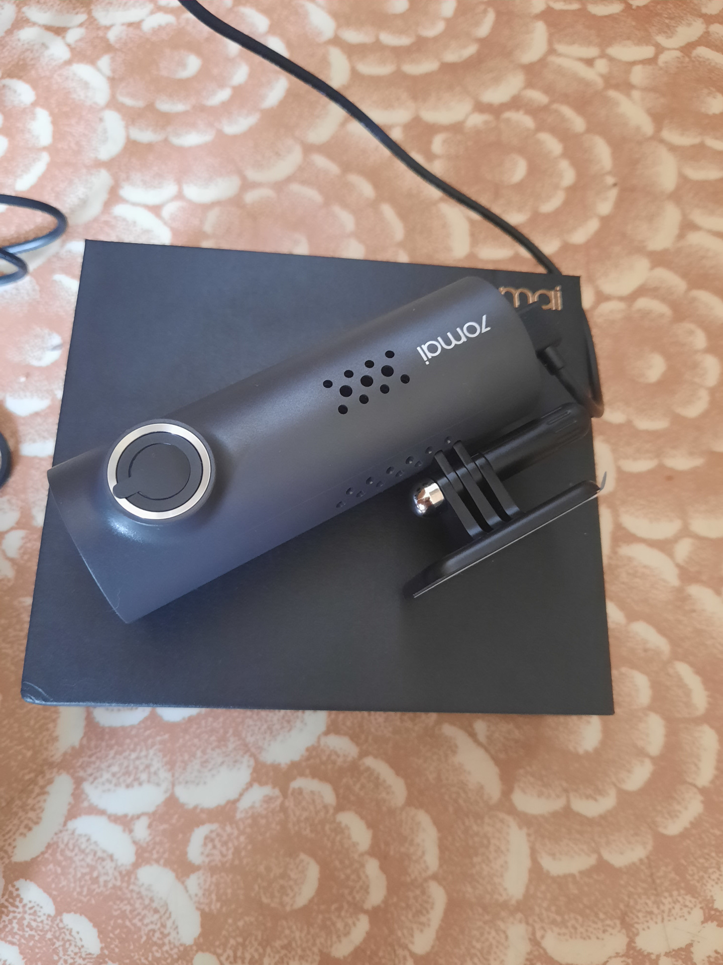 Видеорегистратор 7omai smart dash cam 1s — Lada Приора седан, 1,6 л ...