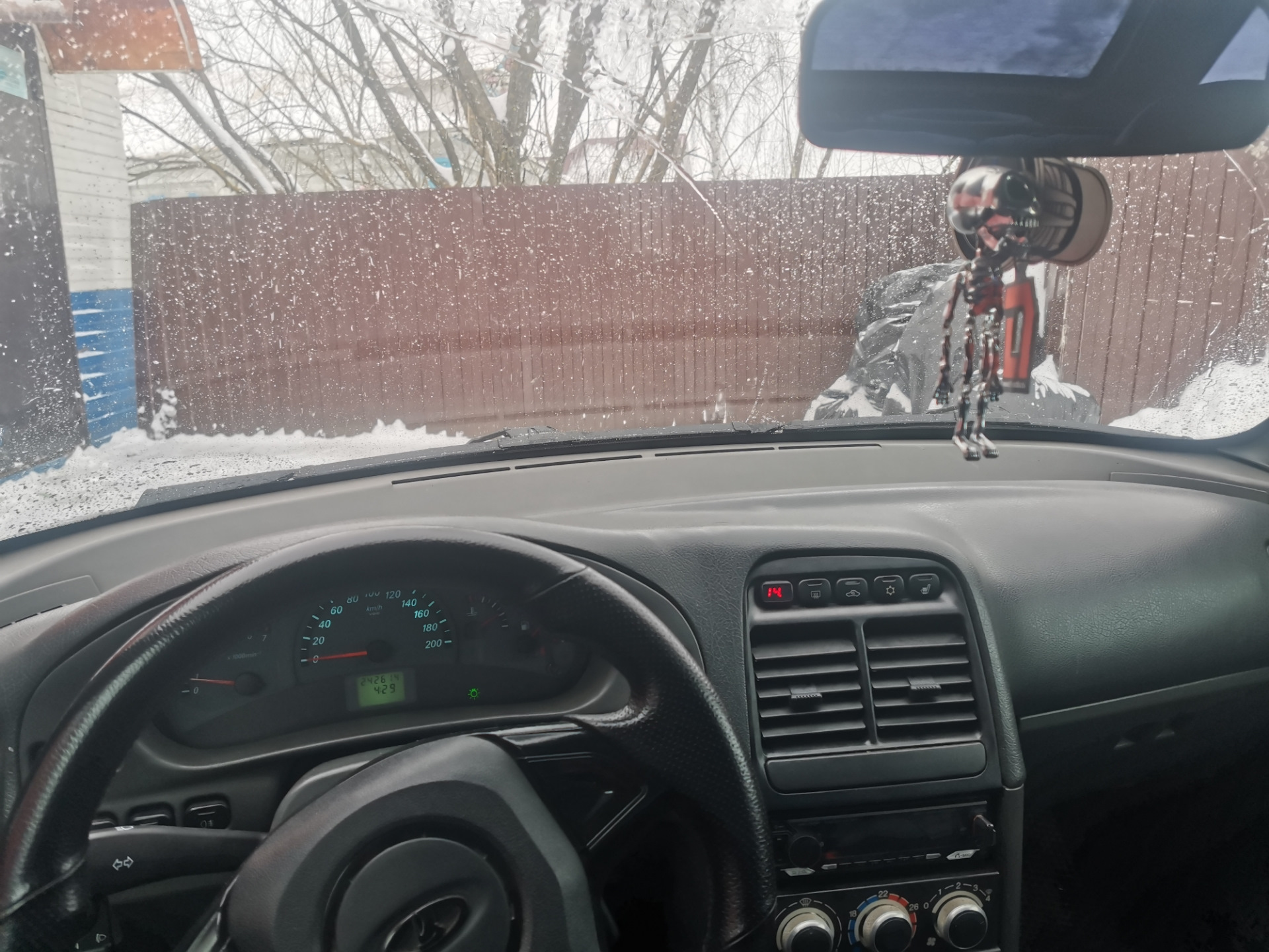 Рычаги стеклоочистителя шевроле нива — Lada 21124, 1,6 л, 2007 года ...