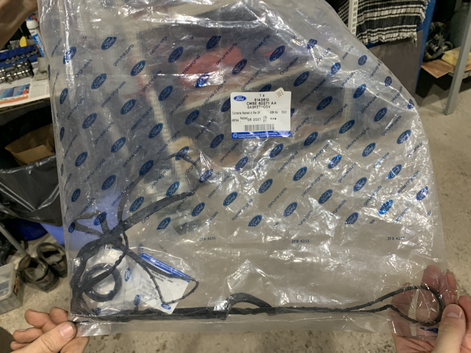 То 237 и замена прокладки крышки клапанов — Ford Focus Hatchback III, 2 ...