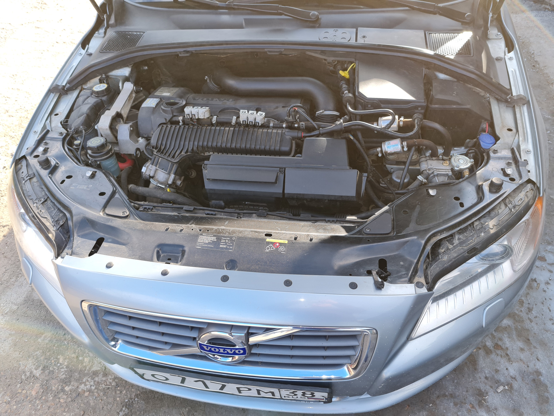 Замена прокладки выпускного коллектора, замена осушителя в радиаторе ...